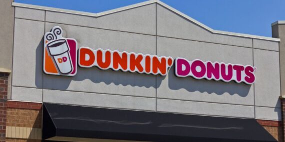 How Much Does Dunkin Pay? Salaries Revealed