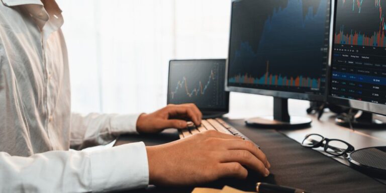 How Do Inverse ETFs Work? Best Guide