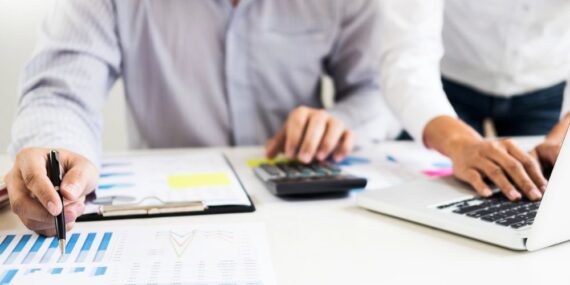 What Does EAC Stand For in Finance? Explained by Expert