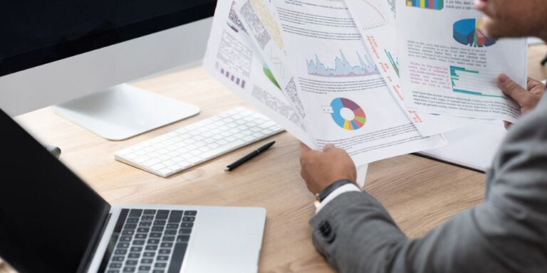 What Are the Four Market Structures? Best Guide